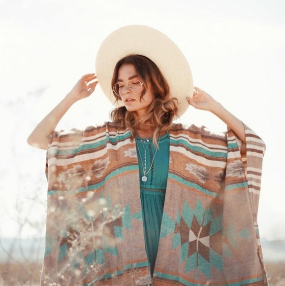 Spell | Intimates & Sleepwear | Nwt Revolver Peyote Shrug Short Robe ...